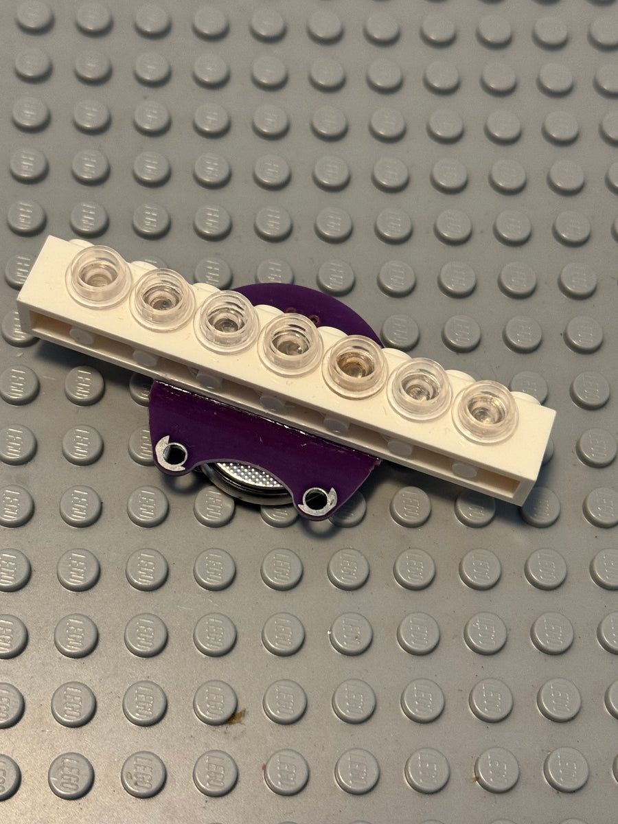LED Brick Badge – Blinky Bricks